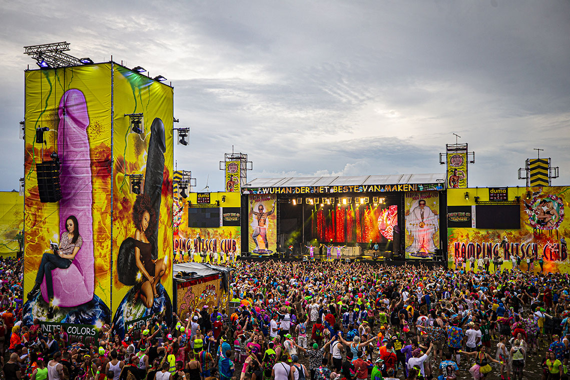 Kamping Kitsch Club ook dit jaar uitverkocht | Showbizzplaza